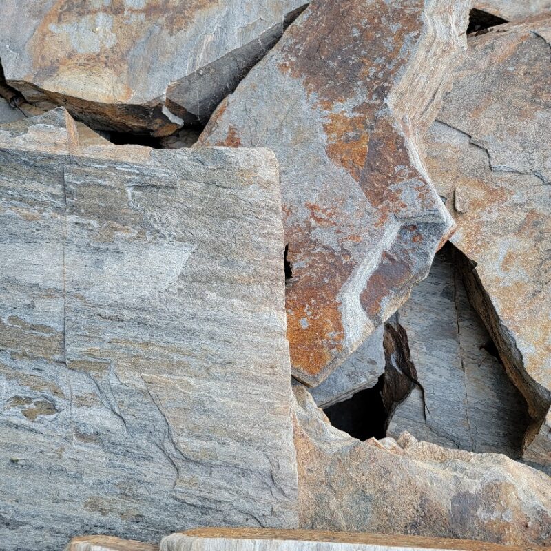 Mountain Cabin flagstone - Atlantic Mulch